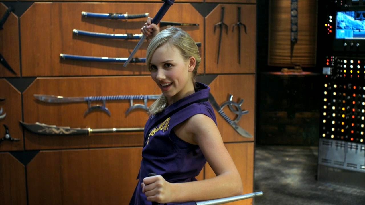 scifi tv series: Supah Ninjas (2011– 2013)